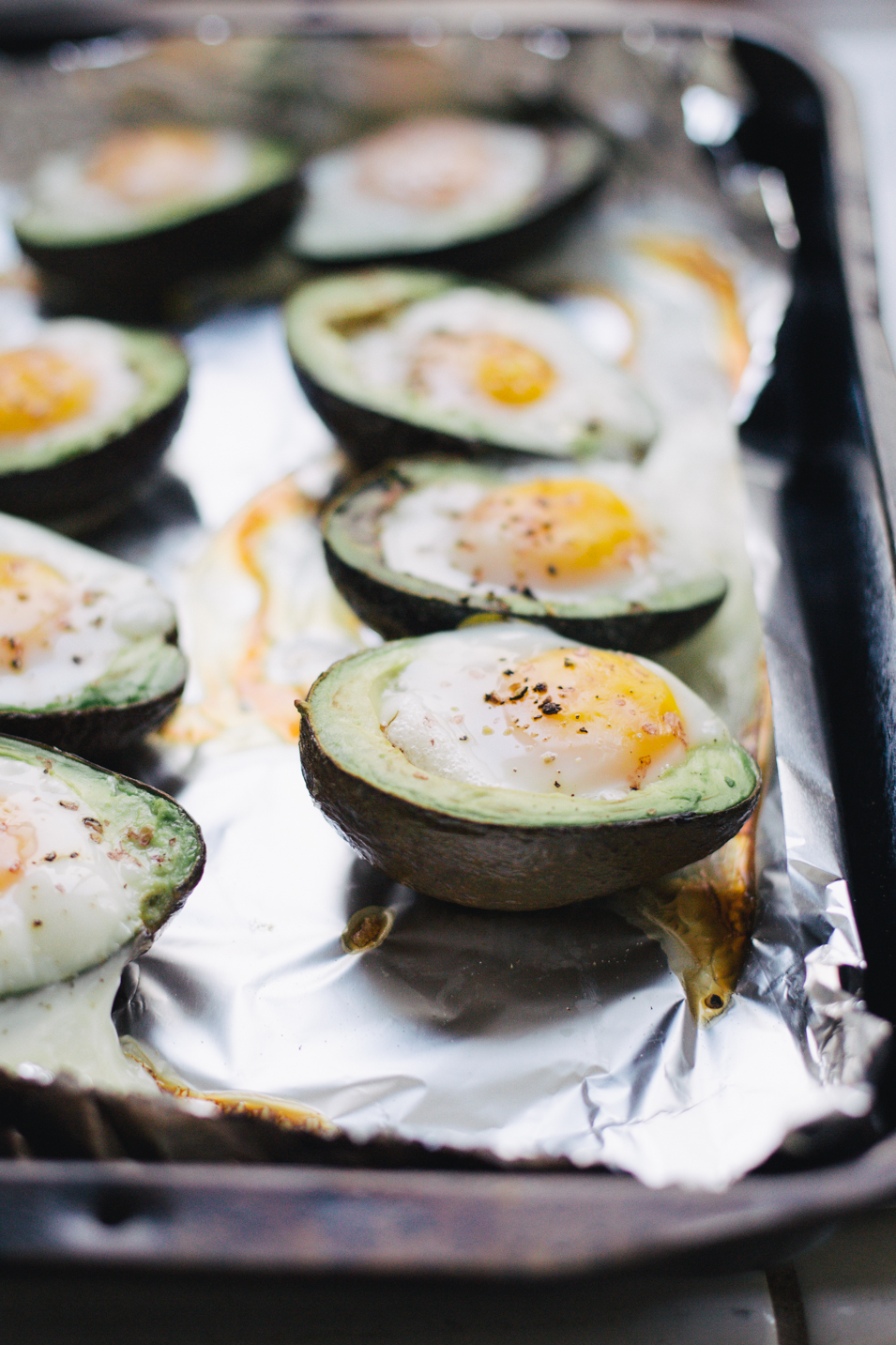 RECIPE // BAKED AVOCADO EGGS - Cultural Chromatics